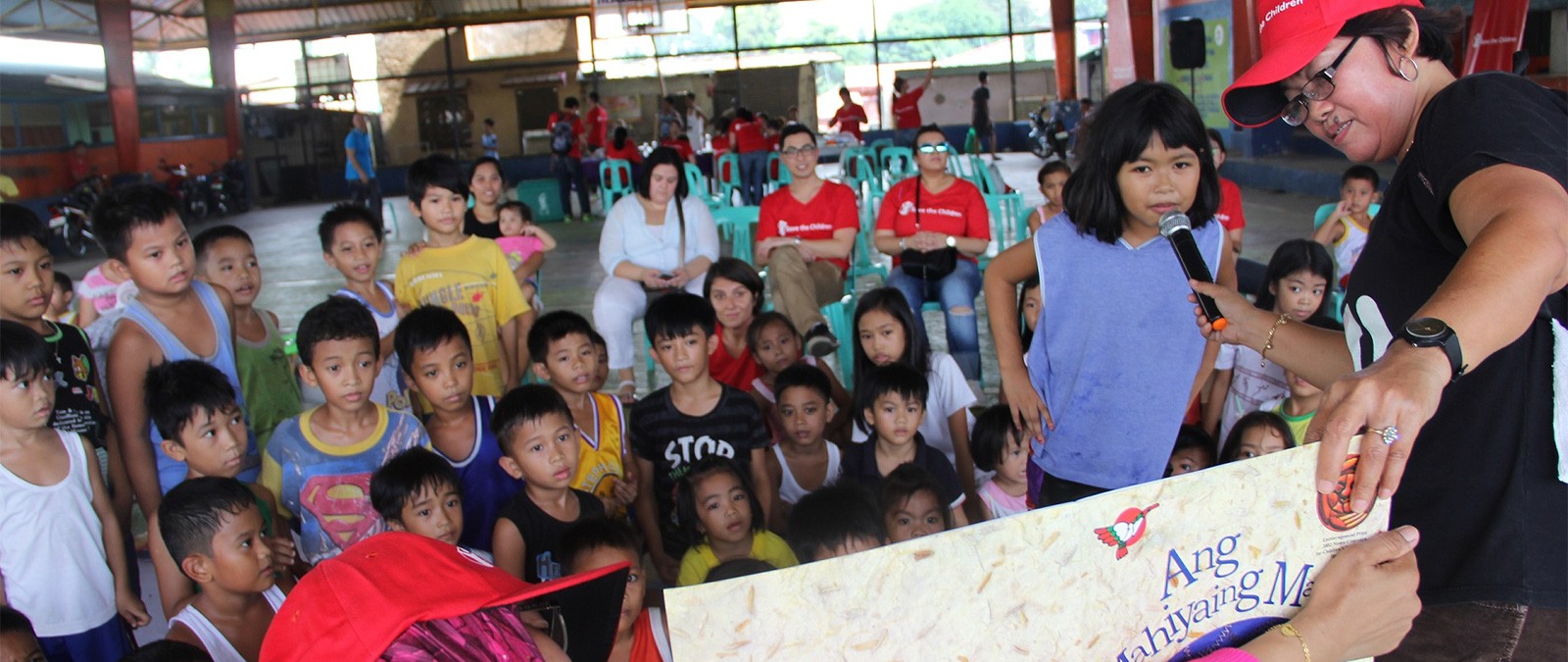 Bata, bata, paano magbasa? - Our Stories - Save the Children Philippines